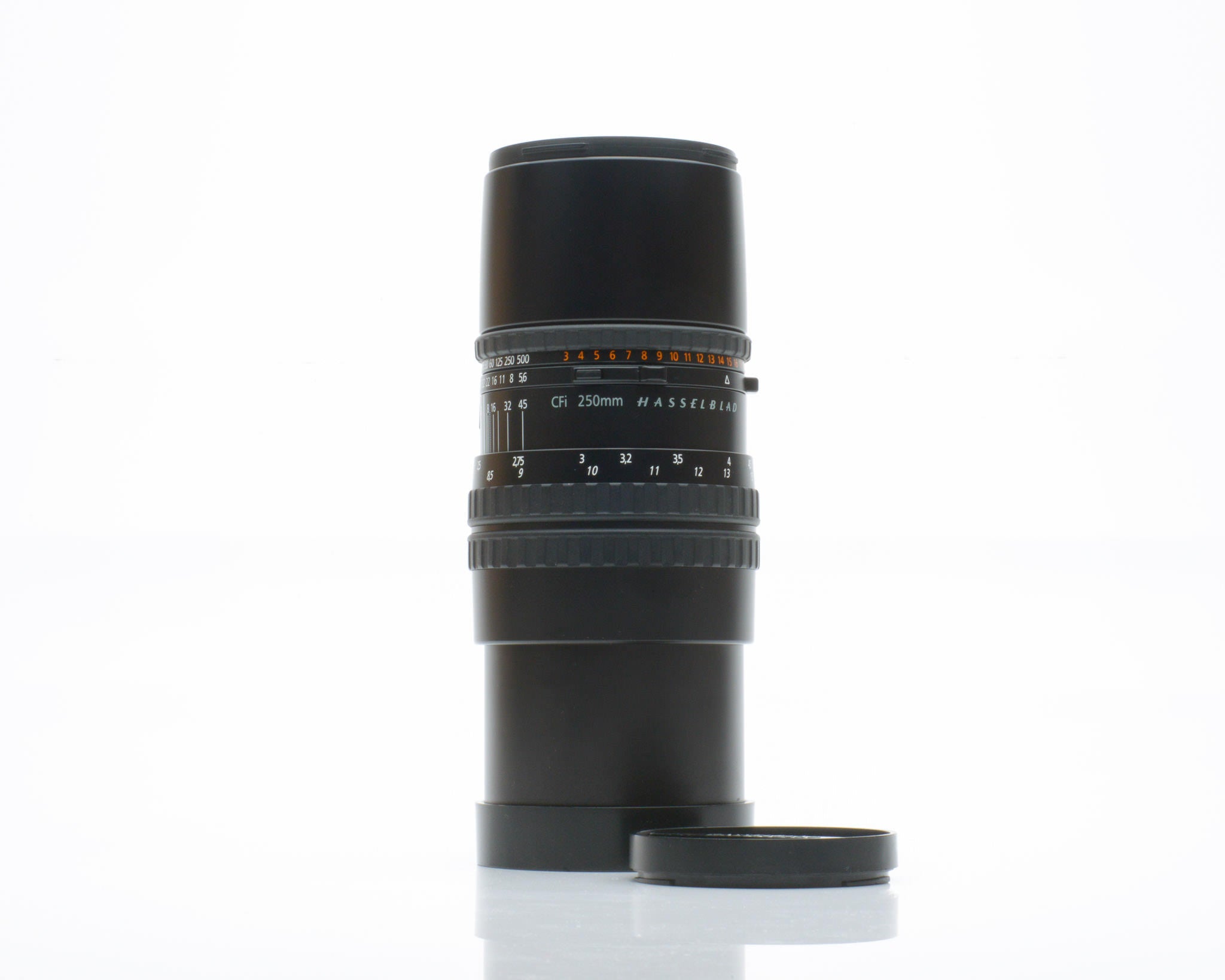 Hasselblad 250mm CFi Lens – premiere camera